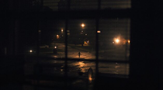 Interview: DP Larkin Seiple on Weapons - Filmmaker MagazineFilmmaker ...